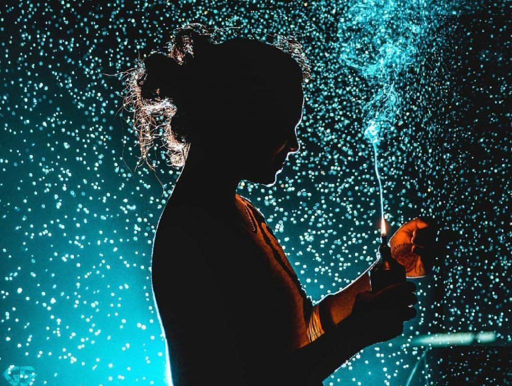 Bikin Foto 'Backlight' Jadi Keren? Gampang Kok