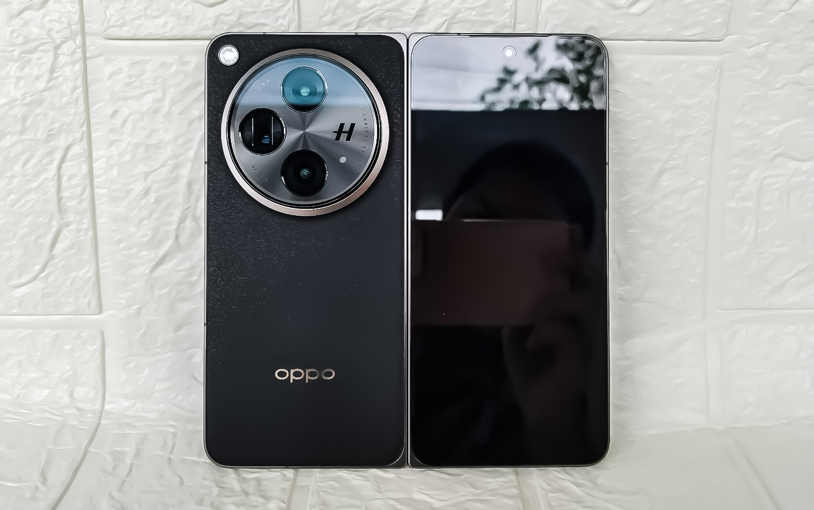 Review OPPO Find N3 Fold: HP Lipat dengan Kamera Mumpuni - REVIEW1ST.COM